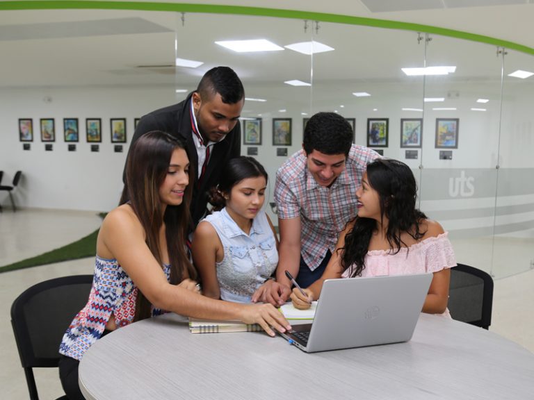 Listado definitivo de Becas por Excelencia Académica 2022-2 - Unidades ...