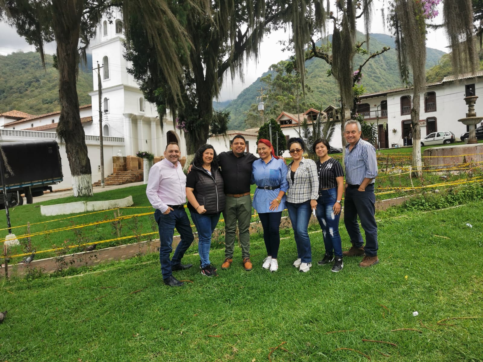 Alcaldía de Tona y UTS analizan proyectos sociales en pro de la mejora ...