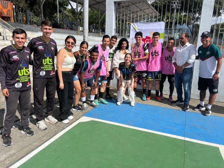 Combo de Yors, campeón de las Olimpiadas UTS de Fútbol! - Unidades ...